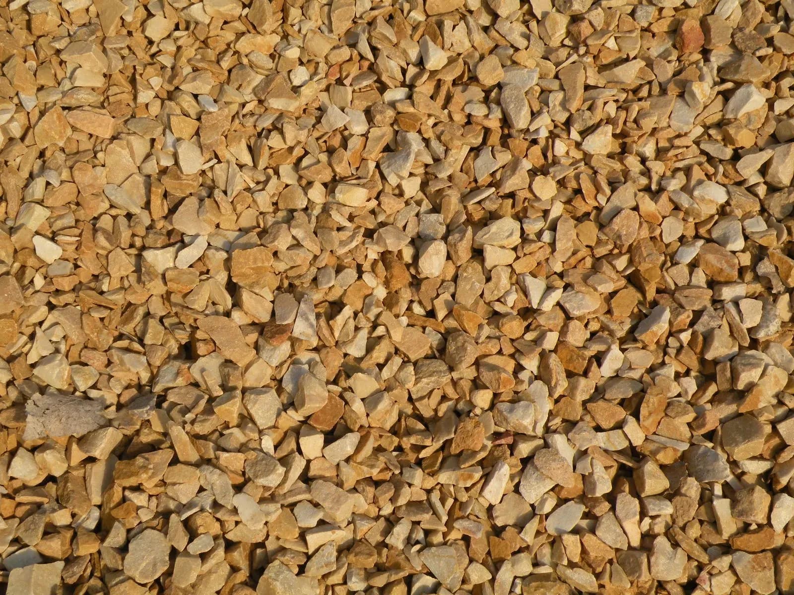 Caramel Quartz 1 25 - Decorative Stone | Aggregate Markets