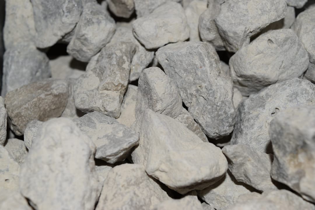 Crushed Limestone and Limestone Gravel: Best Sizes for Driveways ...